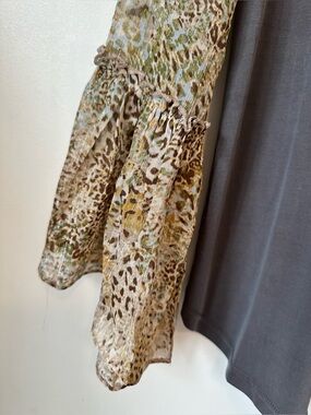 Mystree | Tops | Nwt Mystree Top With Animal Leopard Print Bell Sleeves ...